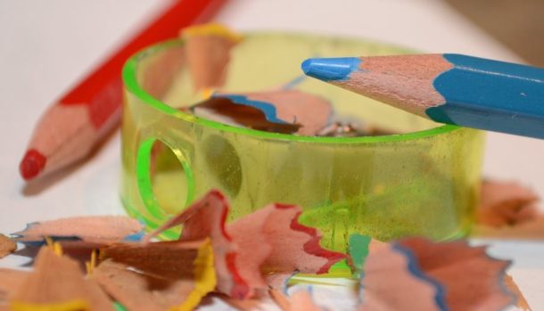 How to Sharpen a Colored Pencil - Top Tips and Tricks - Best Colored ...